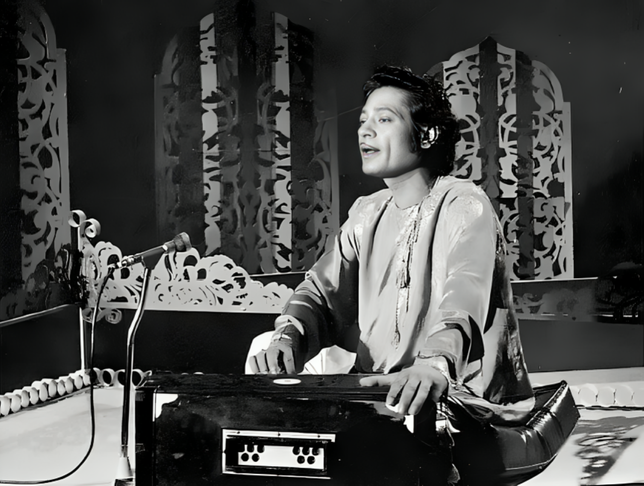 Ustad Amanat Ali Khan, Patiala Gharana 2 - Music Gurukul, GOLN